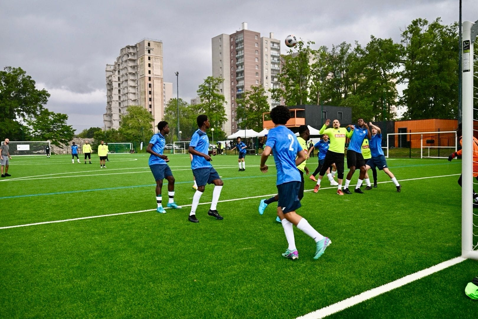 Inauguration du terrain synthétique des Tarterêts vendredi 24 mai 18h30 – Corbeil-Essonnes